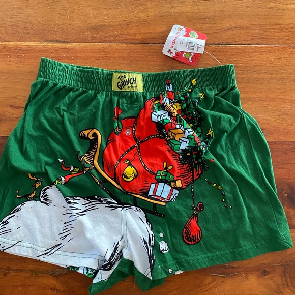 LG | Underwear & Socks | Nwt The Grinch Green Sleep Shorts Boxers Mens ...